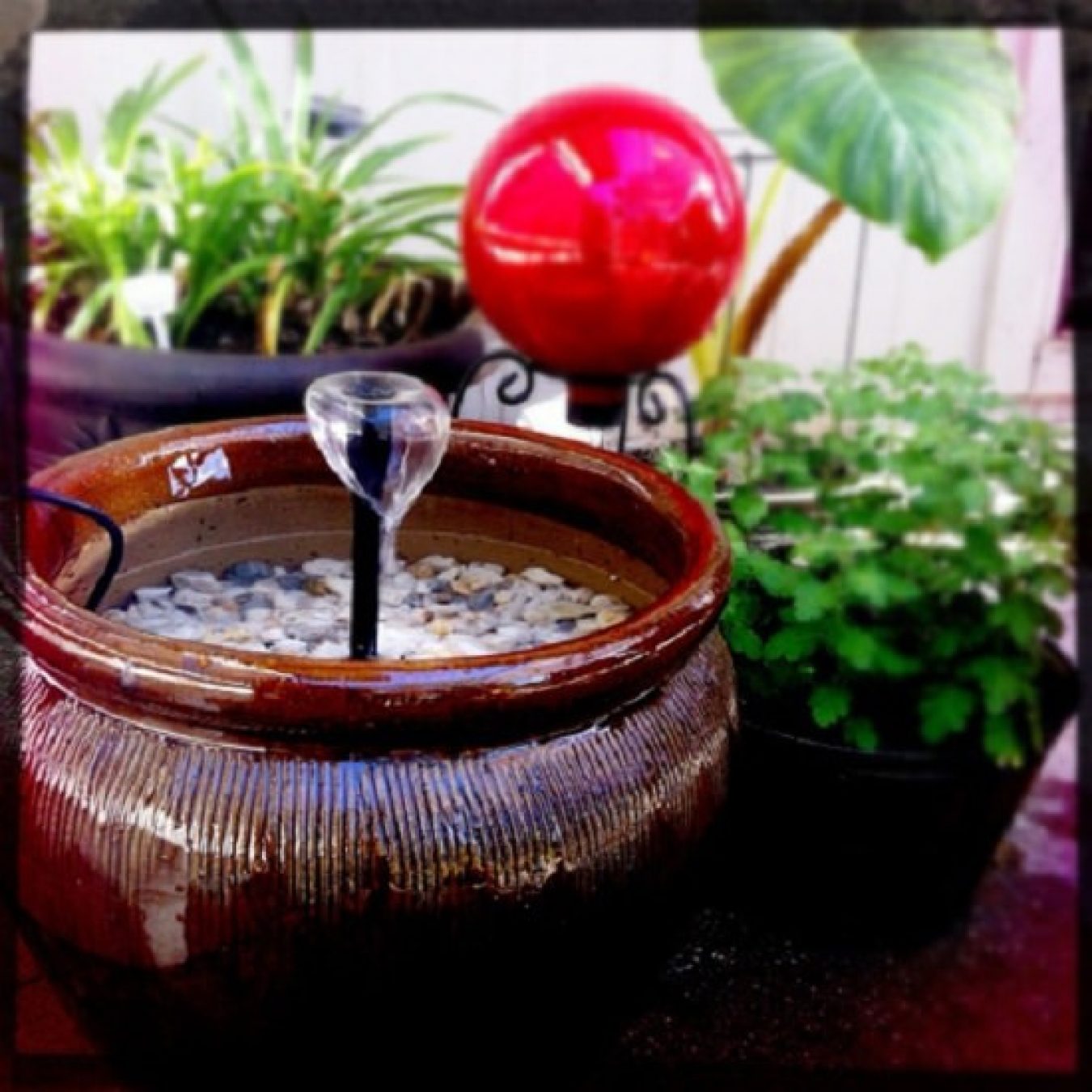 14 Beautiful DIY Container Water Fountain Ideas ⋆ Bright Stuffs