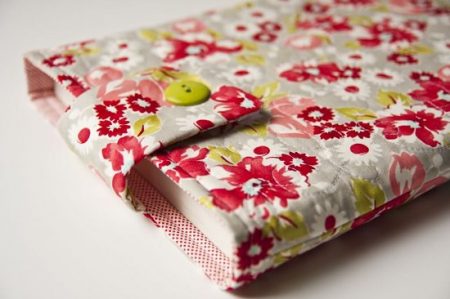 23 Cool DIY Laptop Case & Sleeve Ideas ⋆ Bright Stuffs