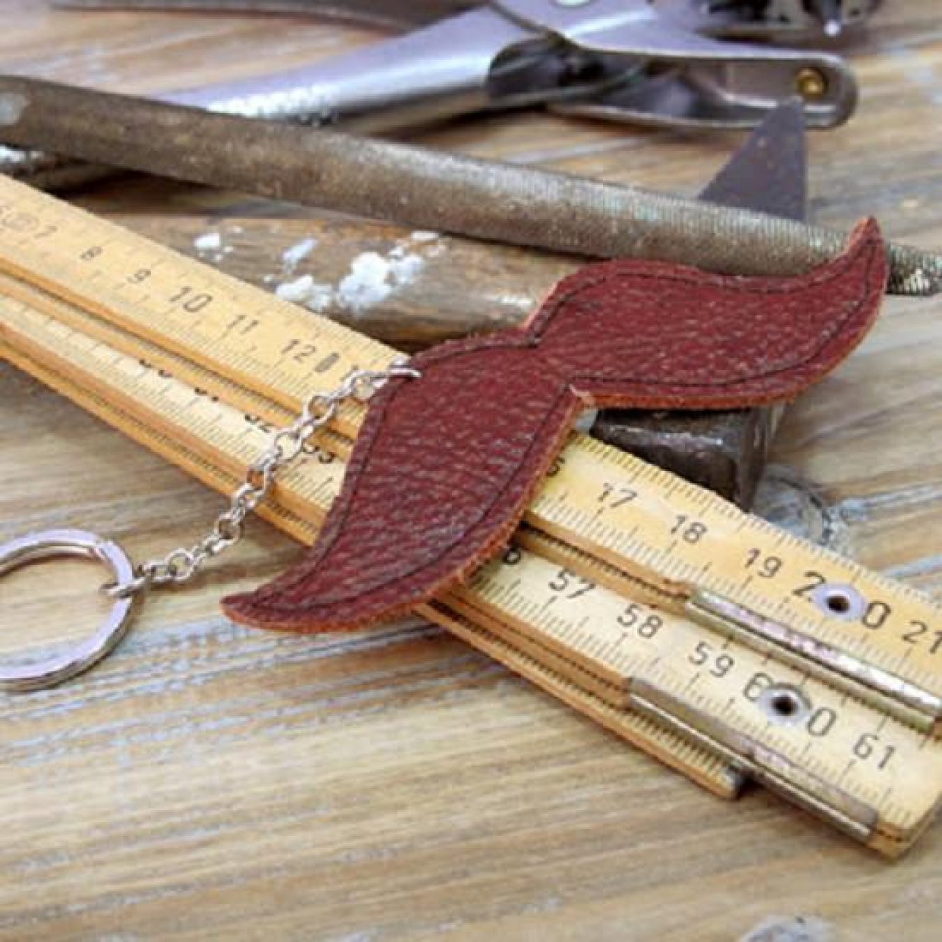 30 Creative DIY Keychain Ideas You Can Make Easily ⋆ Bright Stuffs