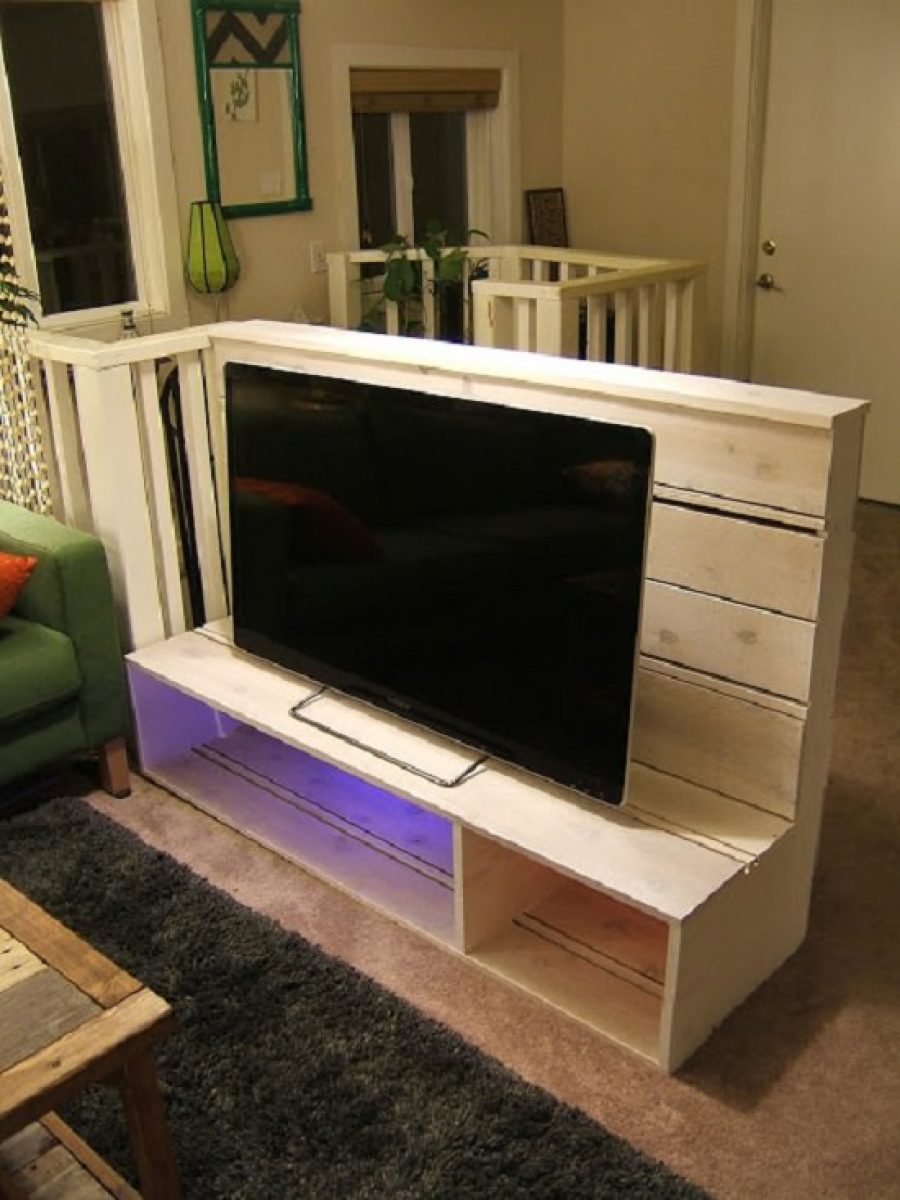 18 Creative DIY TV Stand Ideas You Can Try ⋆ Bright Stuffs