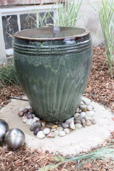 14 Beautiful DIY Container Water Fountain Ideas ⋆ Bright Stuffs