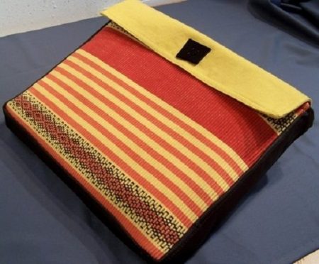 23 Cool DIY Laptop Case & Sleeve Ideas ⋆ Bright Stuffs