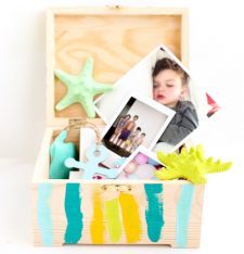20 Personalized DIY Memory Box Ideas | Keepsake Box Plans ⋆ Bright Stuffs