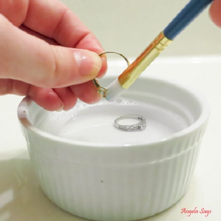 Home Remedies for Cleaning Jewelry | 12 Jewelry Cleaner Recipes