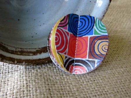 35 Cool Things To Do With Old Magazines | DIY Old Magazine Crafts