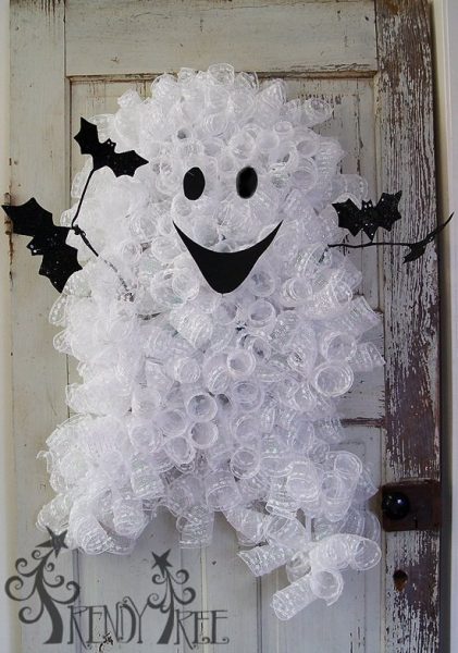 Make DIY Halloween Ghosts Decorations with these 27 Tutorials