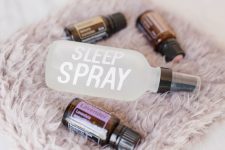 25 DIY Sleep Spray Recipe To Treat Insomnia ⋆ Bright Stuffs