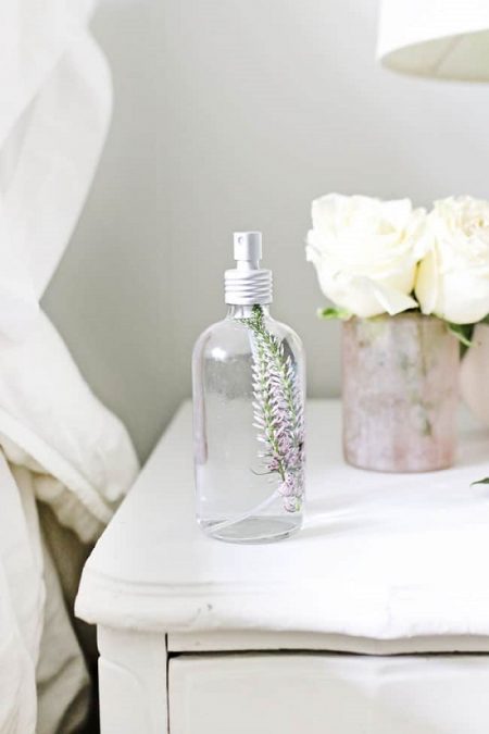 25 DIY Sleep Spray Recipe To Treat Insomnia ⋆ Bright Stuffs