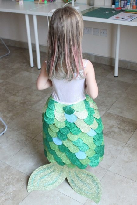 67 DIY Mermaid Tail Costume And Craft ⋆ Bright Stuffs