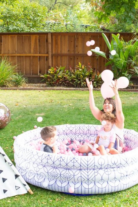 20 DIY Ball Pit Ideas | DIY Ball Pit For Every Age ⋆ Bright Stuffs