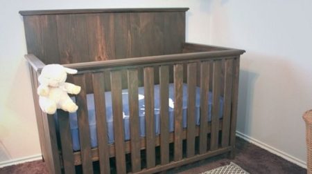 26 DIY Baby Crib Ideas To Save You Money ⋆ Bright Stuffs