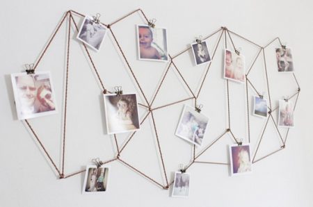31 DIY Photo Wall Ideas To Decorate A Boring Wall ⋆ Bright Stuffs