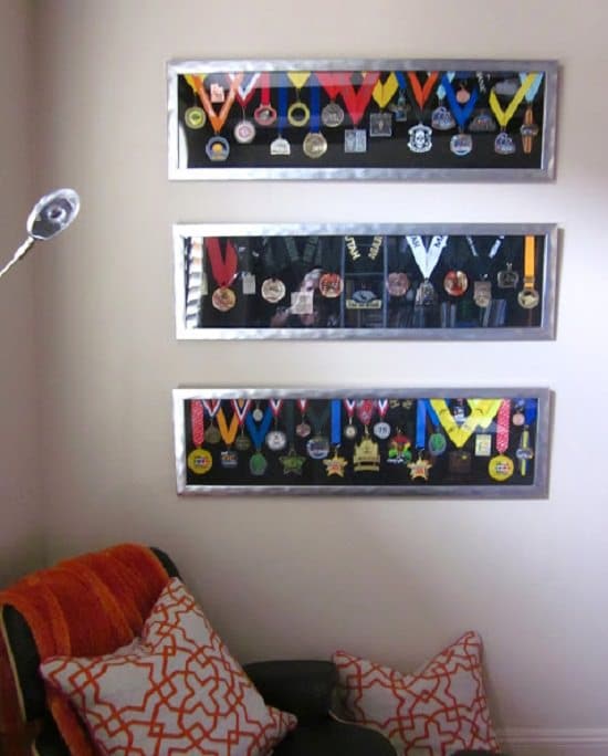 23 DIY Medal Display Ideas To Treasure The Achievements ⋆ Bright Stuffs