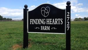 8 Best Entrance Farm Signs Ideas ⋆ Bright Stuffs
