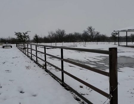 10 Best DIY Pipe Fence Ideas ⋆ Bright Stuffs