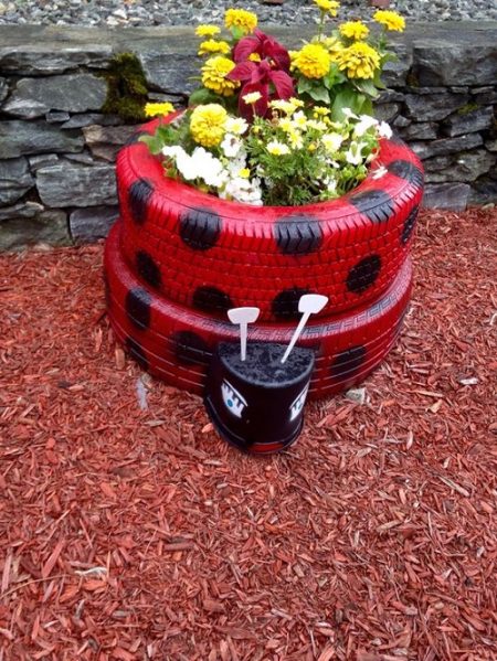 16 Amazing Decoration Tire Garden Ideas ⋆ Bright Stuffs