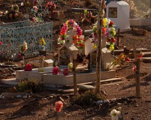 18 Grave Decoration Ideas ⋆ Bright Stuffs