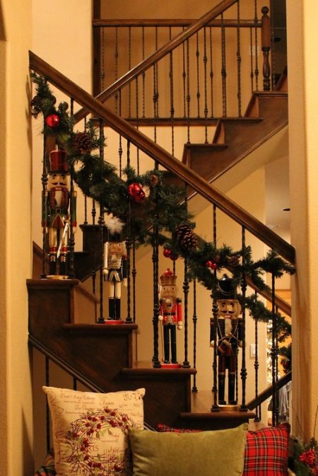 15 Nutcracker Display Ideas ⋆ Bright Stuffs