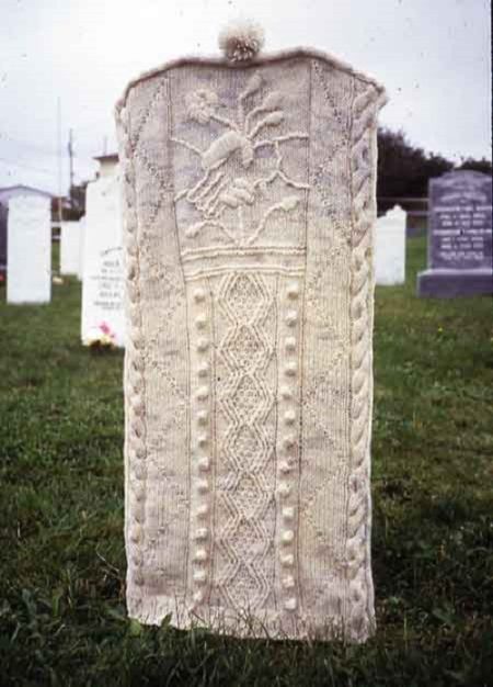 18 Grave Decoration Ideas ⋆ Bright Stuffs