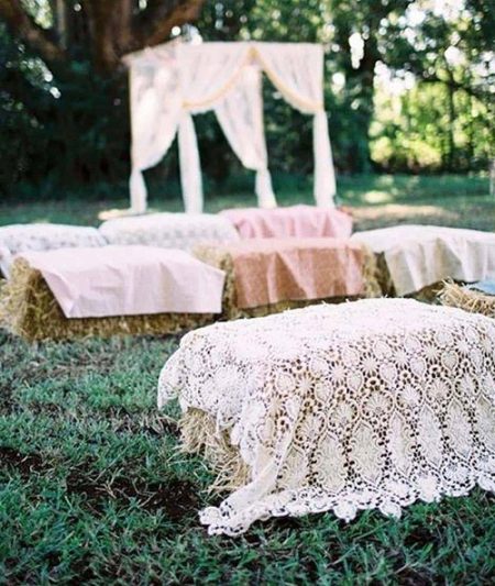 19 Amazing Hay Bale Decorating Ideas ⋆ Bright Stuffs