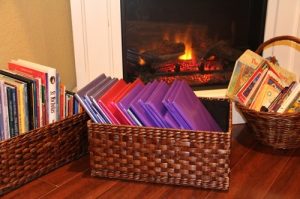 15 Awesome Book Display Ideas ⋆ Bright Stuffs