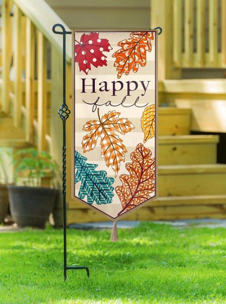 10 Awesome Pennant Display Ideas to Try ⋆ Bright Stuffs