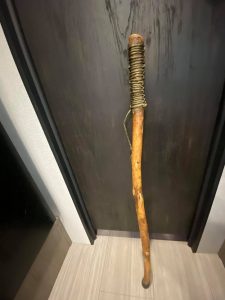 14 Amazing Walking Stick Decorating Ideas ⋆ Bright Stuffs