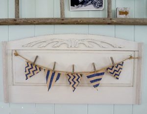 10 Awesome Pennant Display Ideas to Try ⋆ Bright Stuffs
