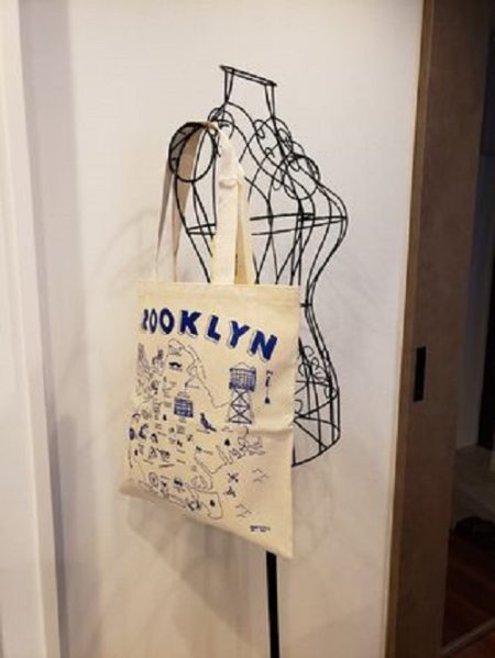 13 Creative Tote Bag Display Ideas ⋆ Bright Stuffs