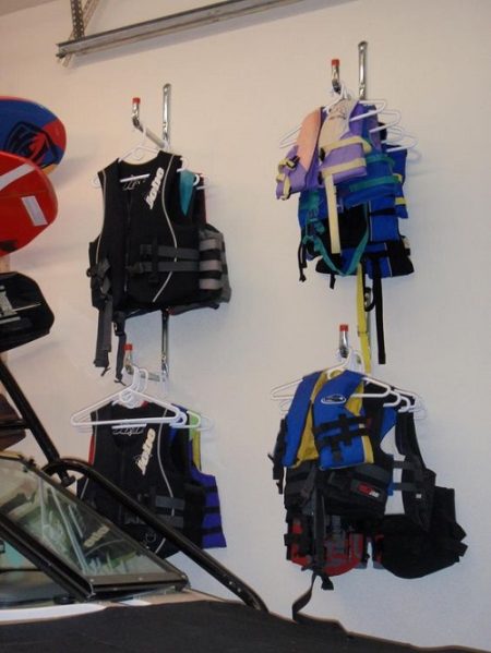 10 Best Life Jacket Storage Ideas ⋆ Bright Stuffs
