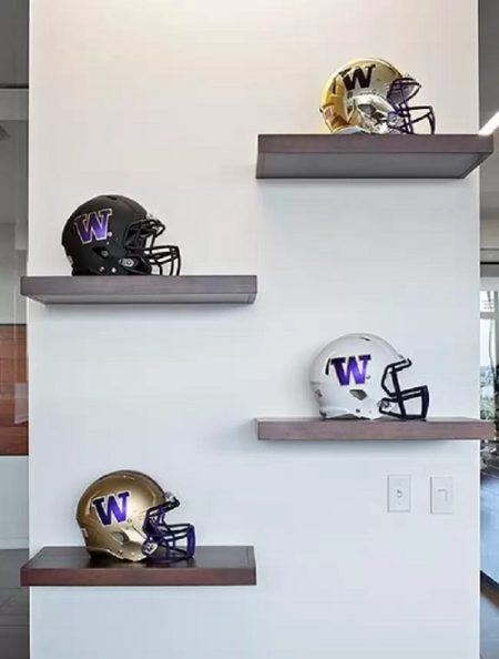 9 Best Football Helmet Display Ideas ⋆ Bright Stuffs