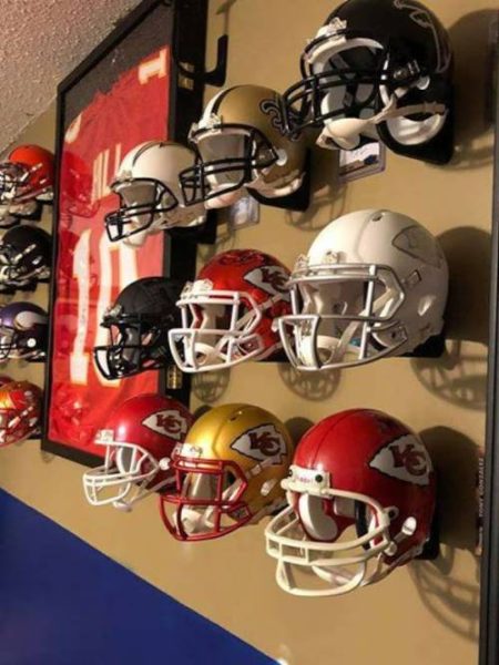 9 Best Football Helmet Display Ideas ⋆ Bright Stuffs