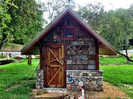 8 Awesome Well House Ideas ⋆ Bright Stuffs