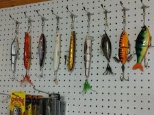 8 Vintage Fishing Lure Display Ideas ⋆ Bright Stuffs