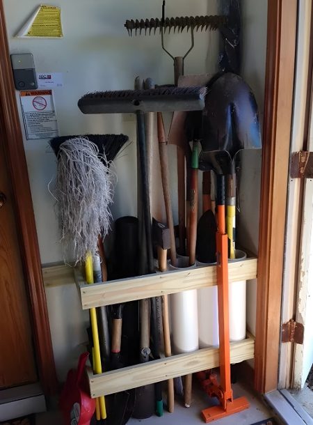 12 Best Shovel Storage Ideas | Shovel Organizer Ideas ⋆ Bright Stuffs