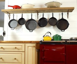10 Best Cast Iron Pan Storage Ideas ⋆ Bright Stuffs