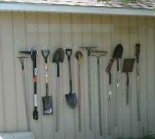 12 Best Shovel Storage Ideas | Shovel Organizer Ideas ⋆ Bright Stuffs