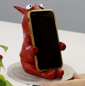 6 DIY Clay Phone Holder Ideas ⋆ Bright Stuffs