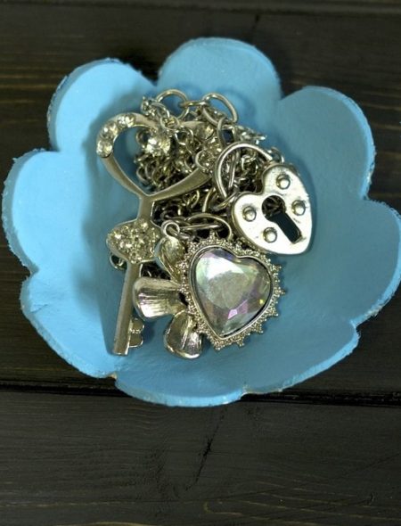 8 Best Clay Jewelry Holder Ideas ⋆ Bright Stuffs