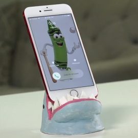 6 DIY Clay Phone Holder Ideas ⋆ Bright Stuffs