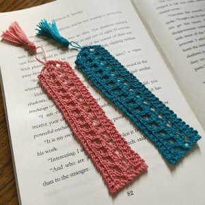 10 Free Bookmark Knitting Patterns ⋆ Bright Stuffs