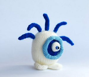 14 Monsters Free Knitting Patterns ⋆ Bright Stuffs
