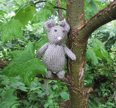 9 Cute Knitted Rat Free Patterns ⋆ Bright Stuffs