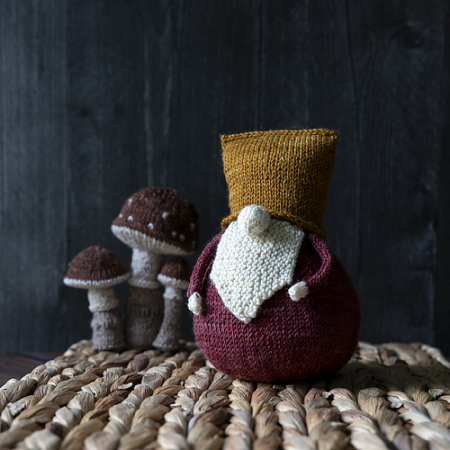 10 Knitted Gnomes Free Patterns ⋆ Bright Stuffs