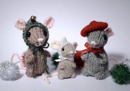 9 Cute Knitted Rat Free Patterns ⋆ Bright Stuffs