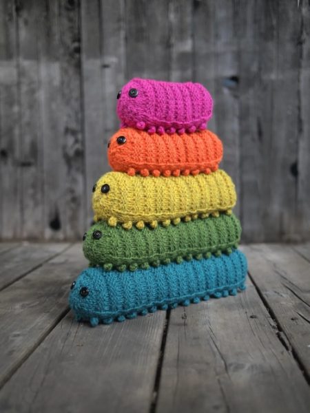 9 Knitted Caterpillar Free Patterns ⋆ Bright Stuffs