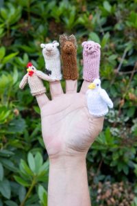 10 Knitted Finger Puppets Free Patterns ⋆ Bright Stuffs