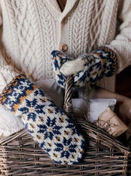 14 Knitted Mittens Free Patterns ⋆ Bright Stuffs