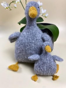 9 Knitted Goose Patterns ⋆ Bright Stuffs