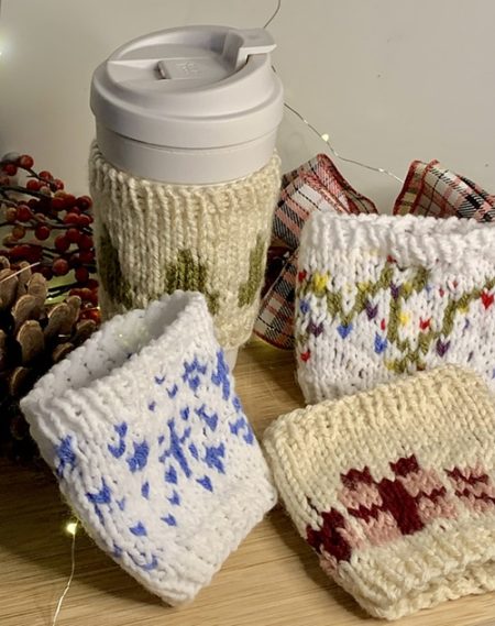 15 Knitted Mug Cozy Free Patterns ⋆ Bright Stuffs